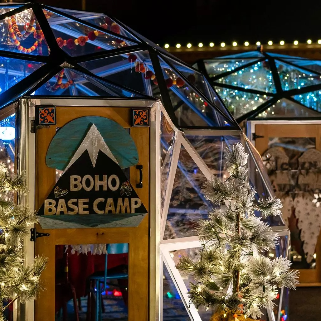 Michigan Restaurant Adds Igloos - the midnight oil group